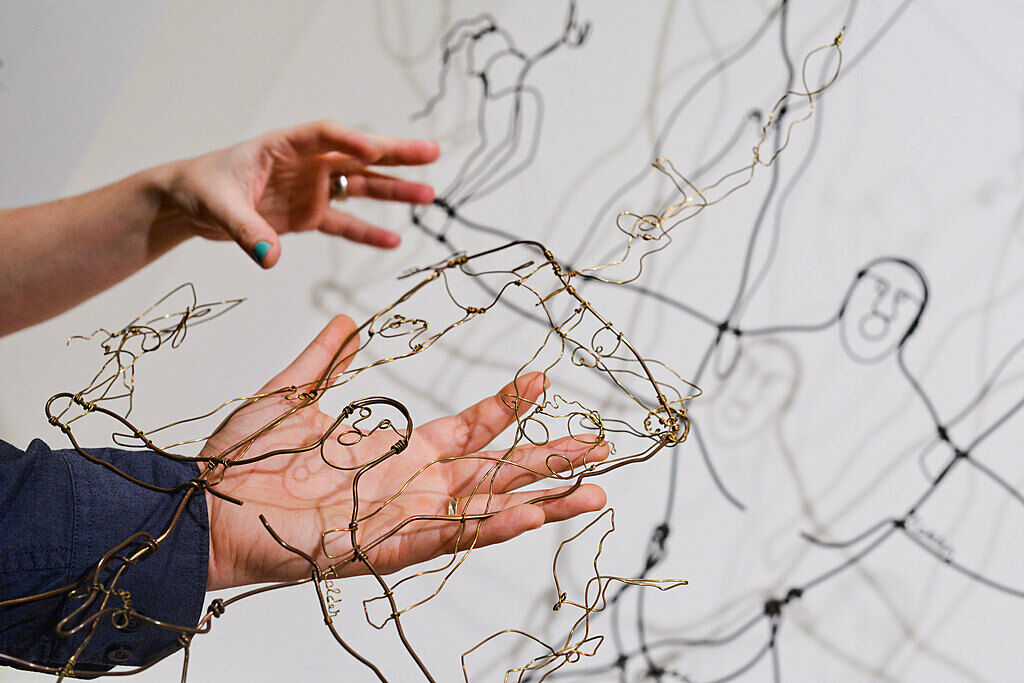 Verbal Description and Touch Tour: Human Interest: Portraits from the ...