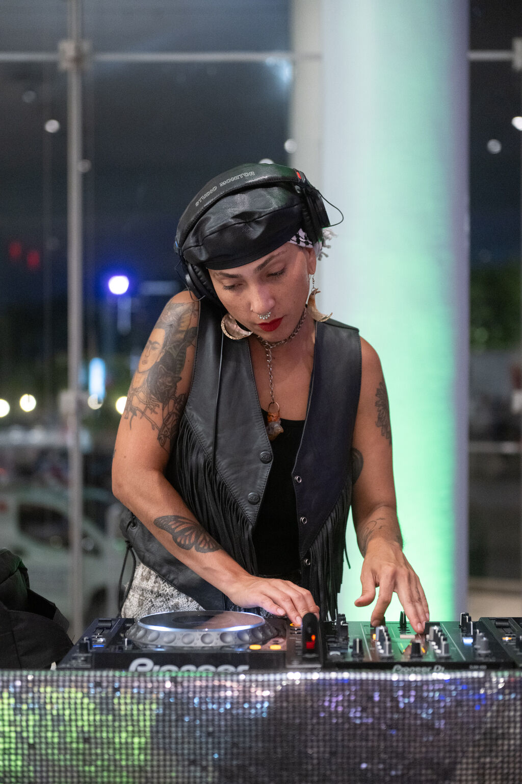 Free Friday Nights | Whitney Museum of American Art